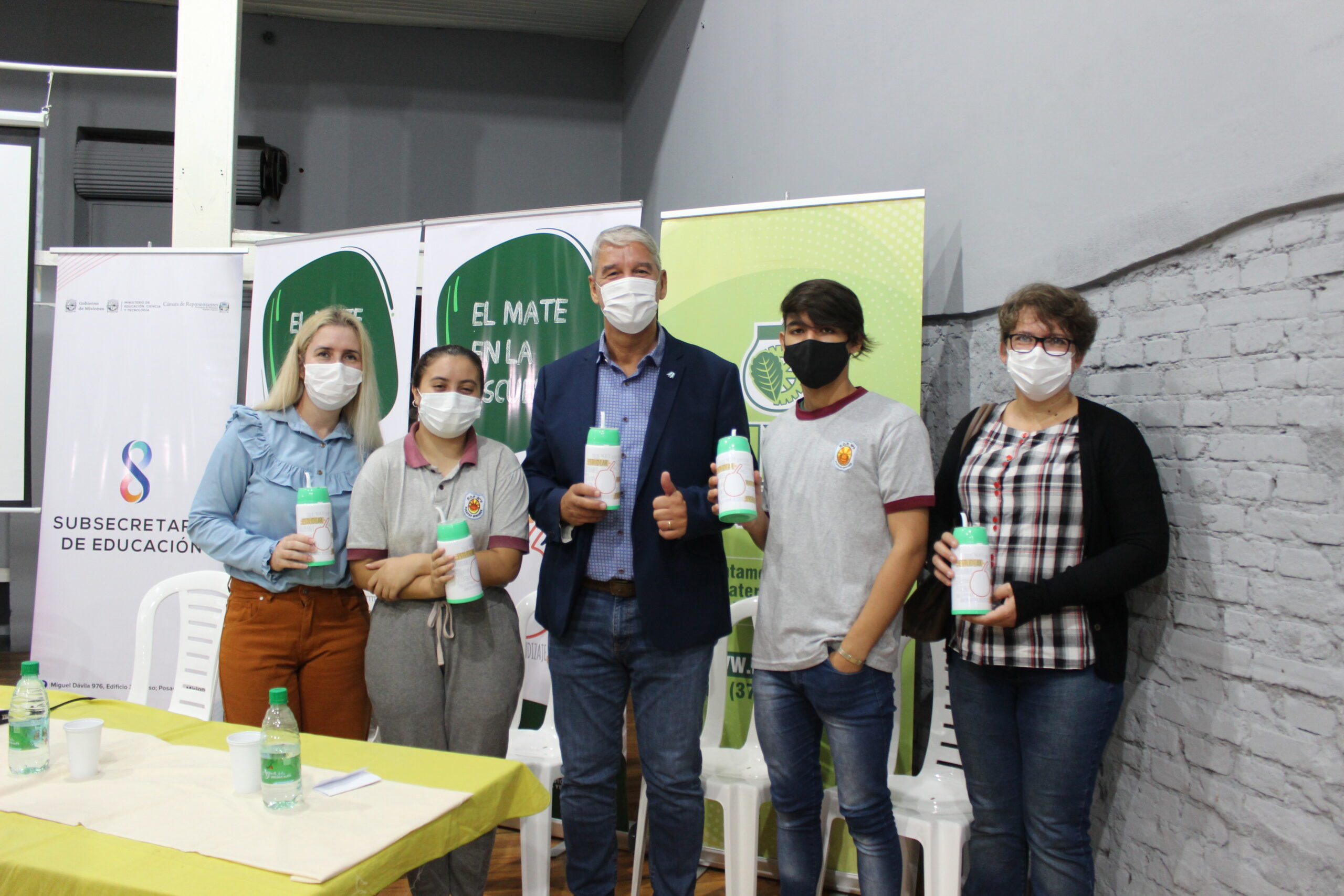 Se lanzó el programa "El mate en la escuela" - RedMisiones.com